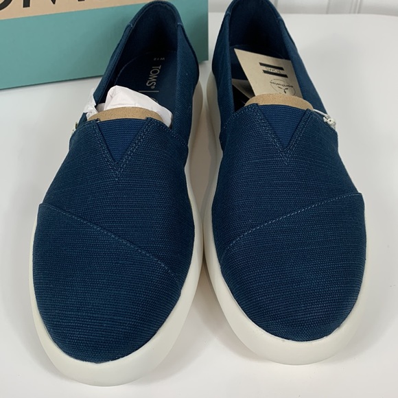 Toms | Shoes | Nwt Toms Men Navy Blue Wide Mens Size 2 Slip On Shoes ...